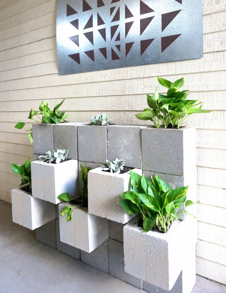Cheap And Easy DIY Cinder Block Projects For Your Outdoor Space