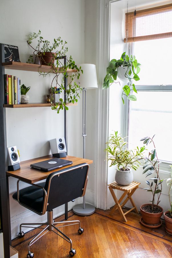 Ideas For Storing Handbags 15 Very Small Desk Ideas That Will